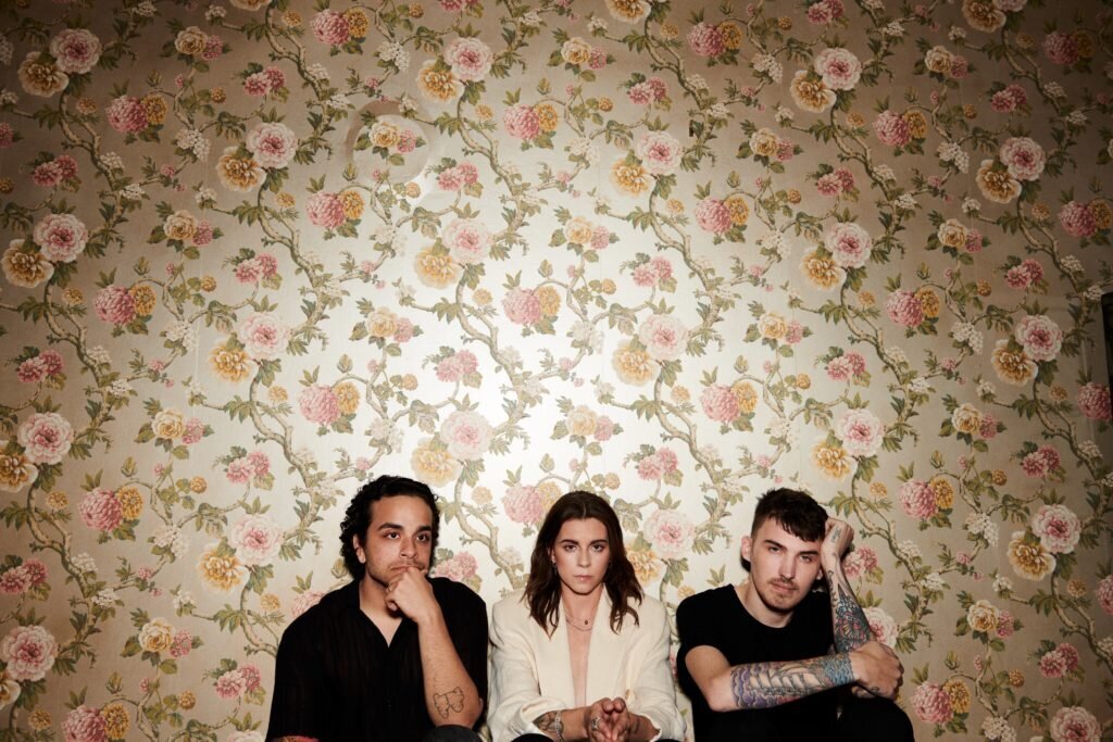 PVRIS - 1883 Magazine