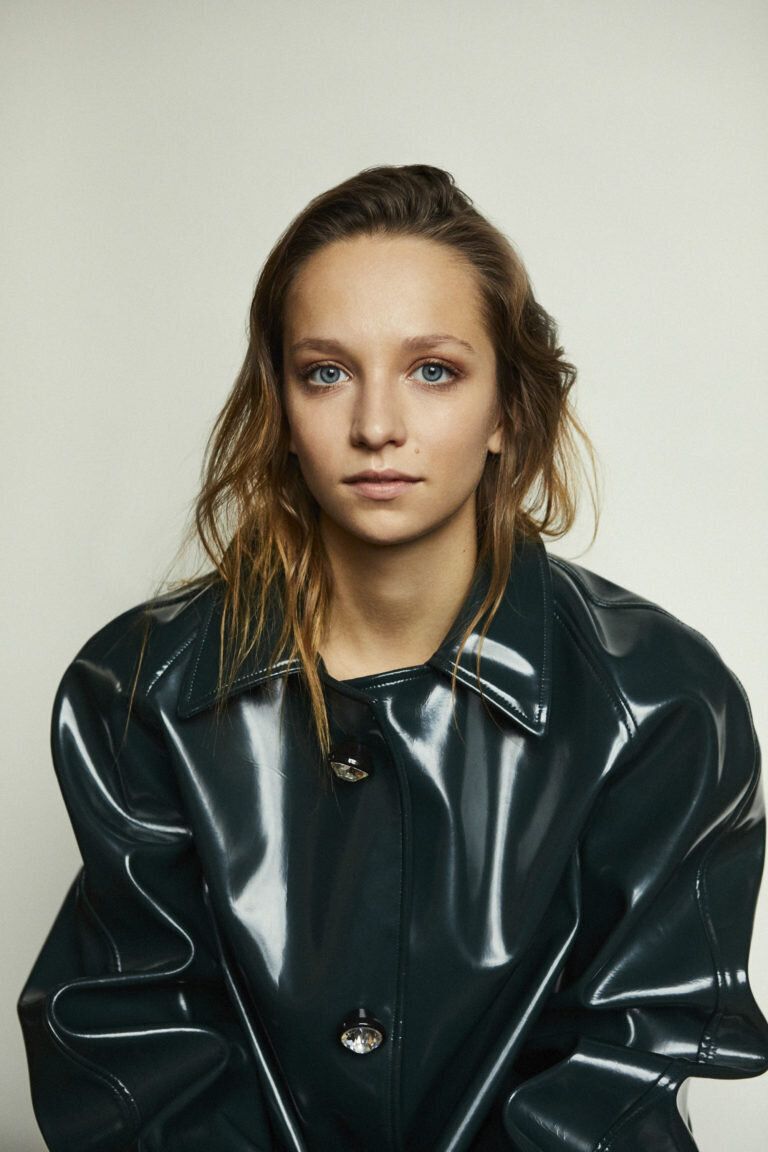 Molly Windsor - 1883 Magazine