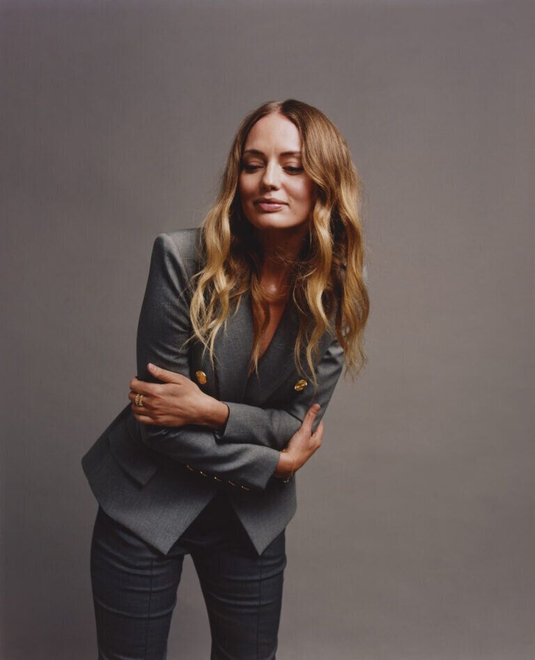 Laura Haddock - 1883 Magazine