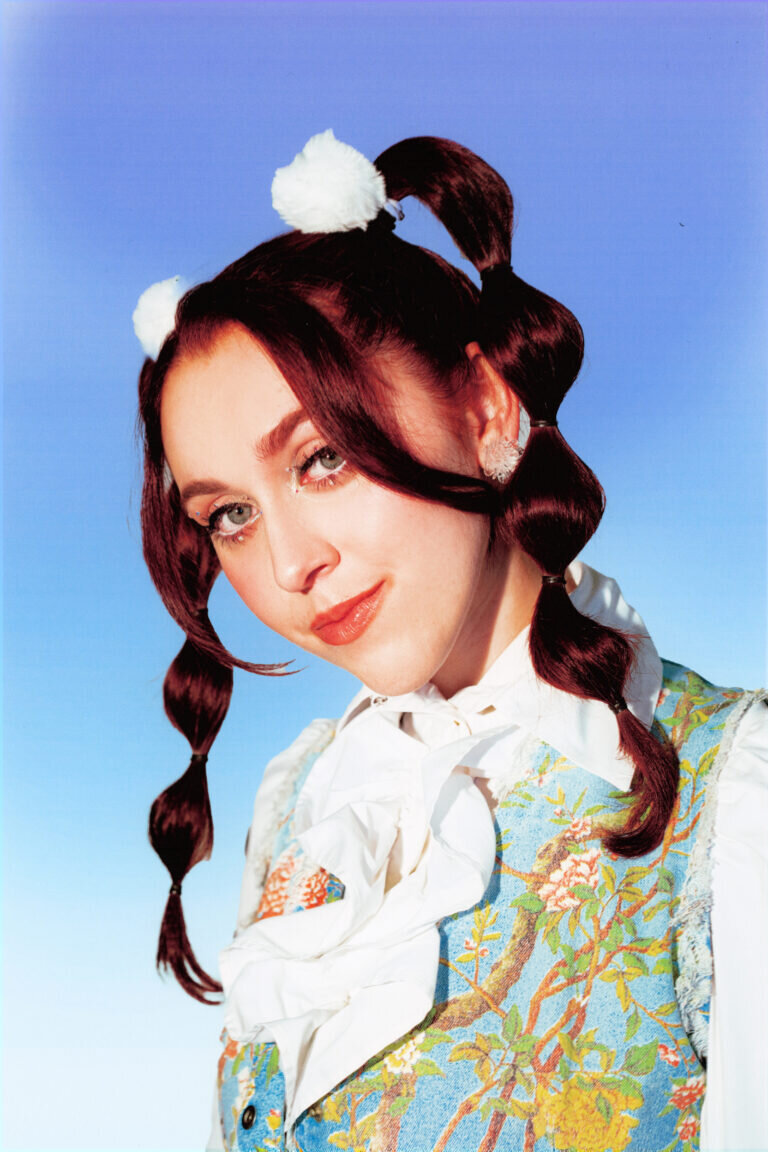 Em Beihold - 1883 Magazine