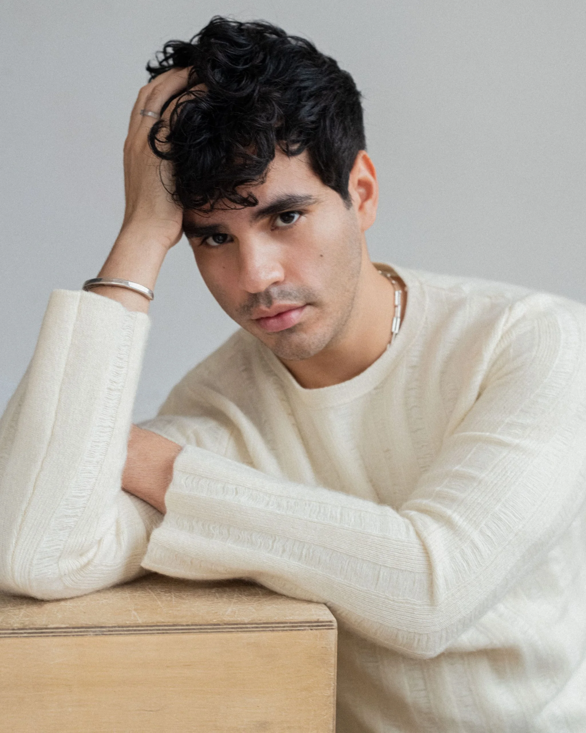 Minimal/Effortless - 1883 Magazine