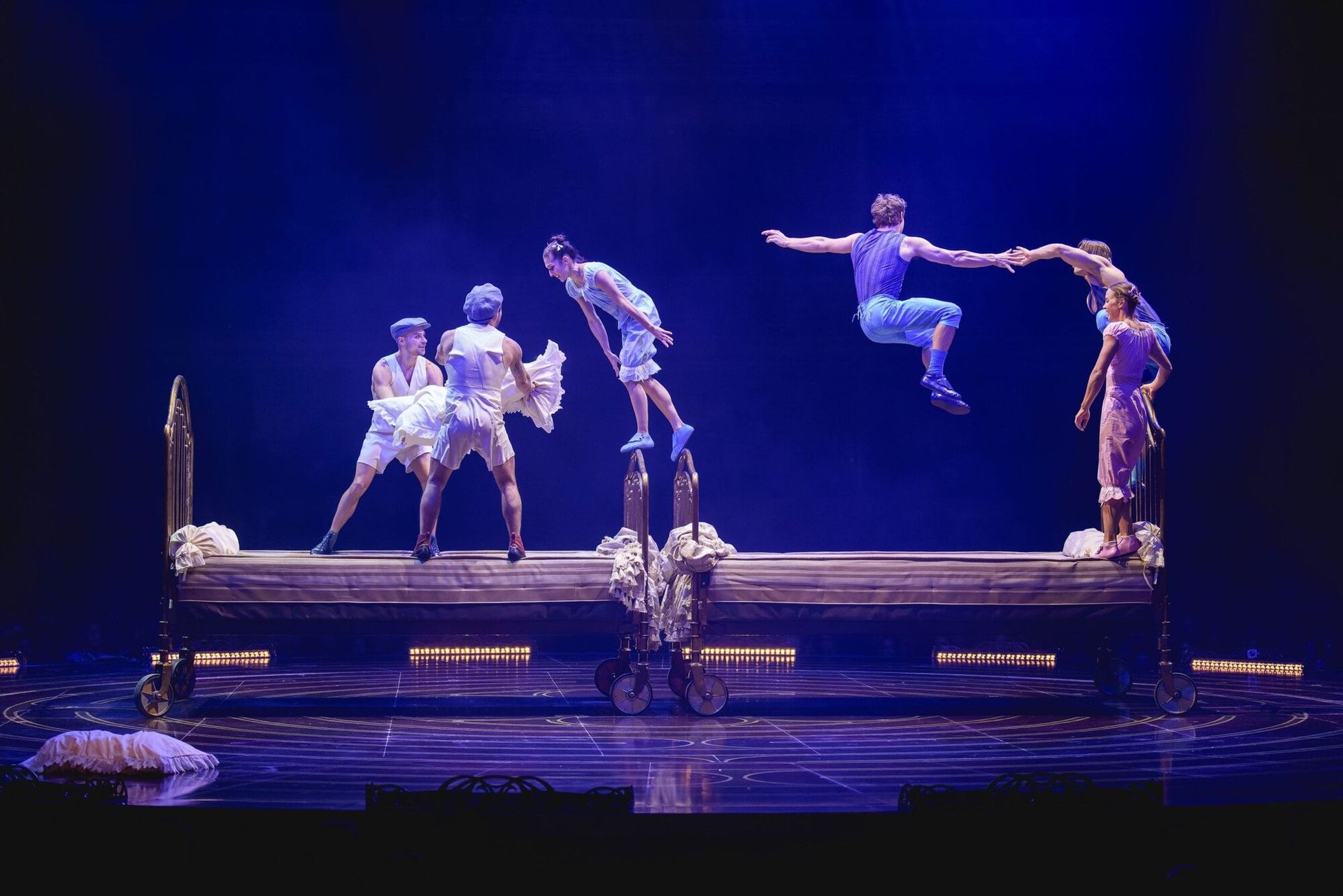 Cirque du Soleil: Corteo | Review, Royal Albert Hall - 1883 Magazine
