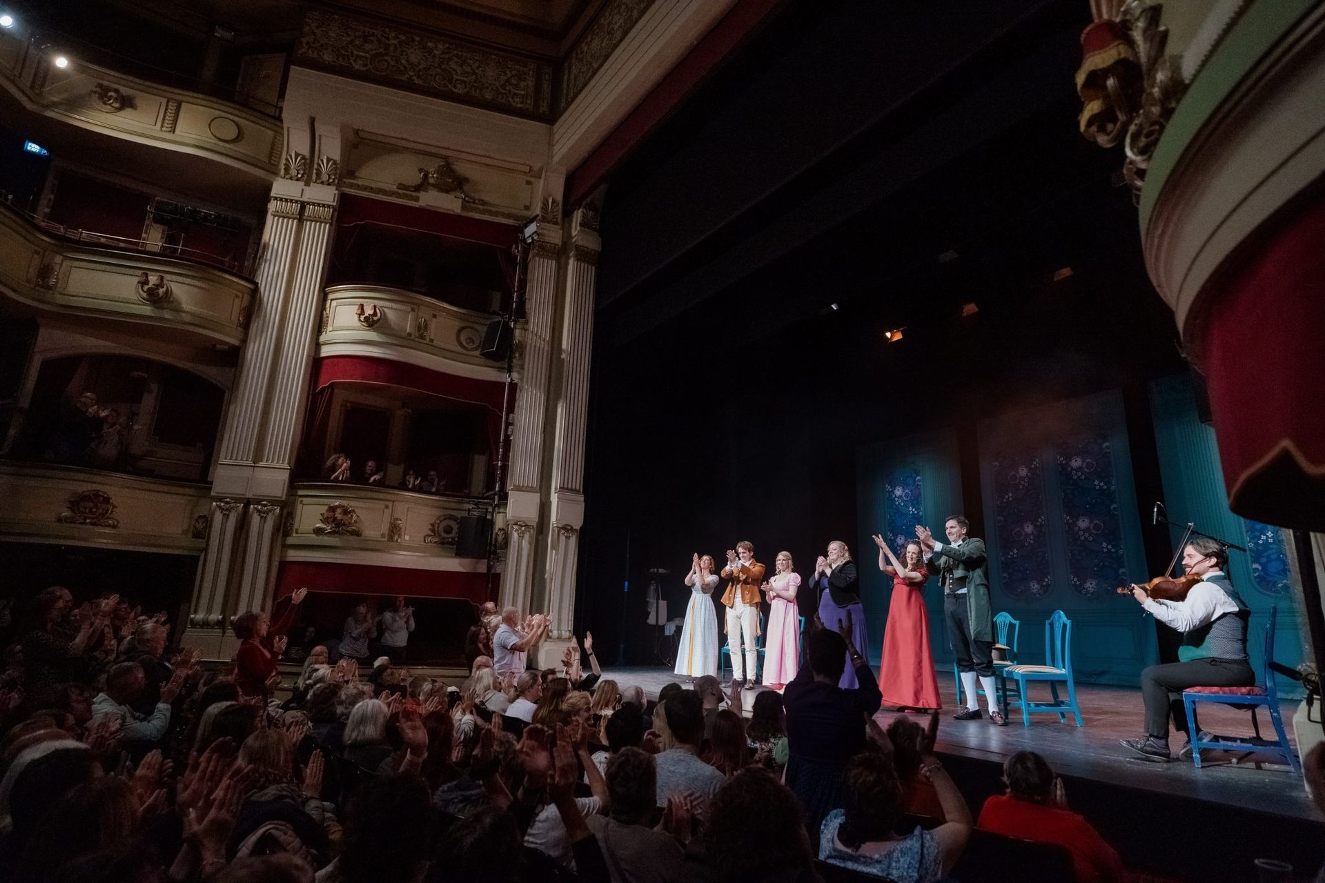 Austentatious review – improvised Jane Austen comedy - 1883 Magazine